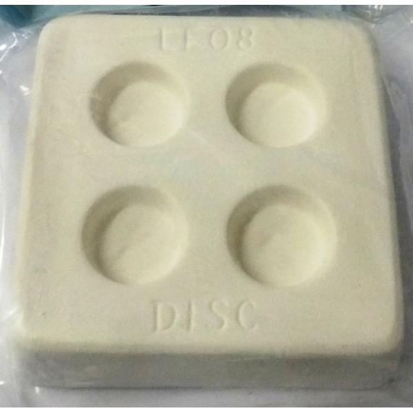 1"(2.54cm)の円形モールド　４箇所です。