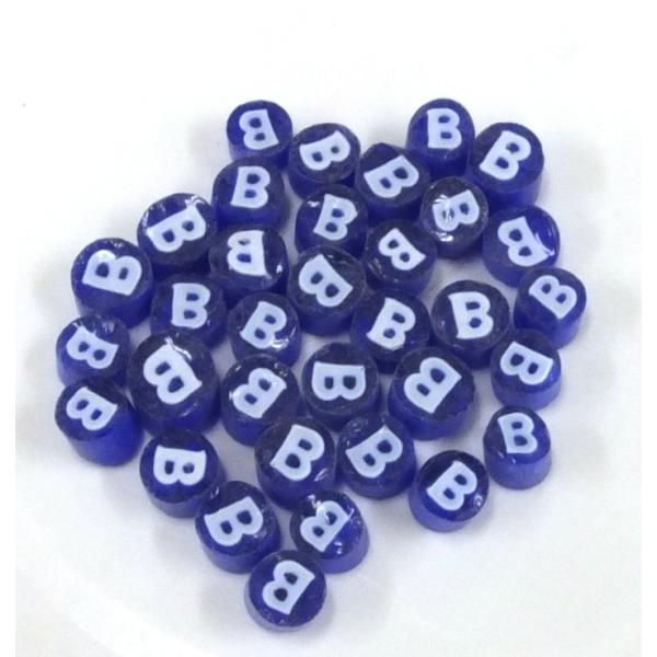 膨張係数104のミルフィオリです。ご自分のイニシャルなどお選びいただくのに便利です。