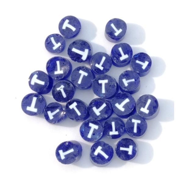 膨張係数104のミルフィオリです。ご自分のイニシャルなどお選びいただくのに便利です。