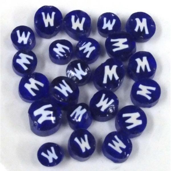 膨張係数104のミルフィオリです。ご自分のイニシャルなどお選びいただくのに便利です。