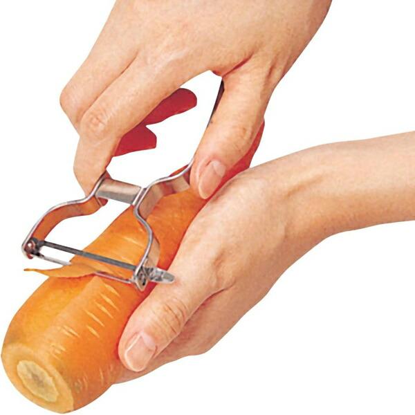 皮むき時に食材が見えやすく、持ちやすいハンドル形状。食洗機可能なので、お手入れ簡単です。【材質】刃部：ステンレス刃物鋼、本体：18-8ステンレススチール【サイズ詳細】115×65×10mm、重量45g【生産国】中国【広告文責】株式会社ルーマ...