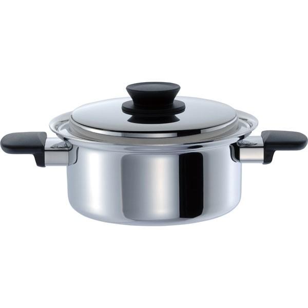 熱を素早く伝えるアルミに、ステンレスの保温性を兼ね備えた調理に理想的な全面3層構造です。※電子レンジ・オーブンではご使用できません。【サイズ】本体:356×243×144mm、本体深さ:89mm【重量】1,675g【素材・材質】本体:3層ク...