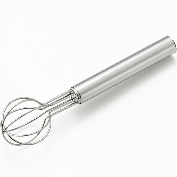 二人分のお味噌が一度にすくい取れるマドラー。そのままお鍋に入れて、ゆっくりと振り混ぜお味噌を溶かせます。耐久性・耐食性に優れた18-8ステンレス製。しっかりした素材で丈夫です。日本製（新潟県長岡市製造）【サイズ】全幅40mm × 全長165...