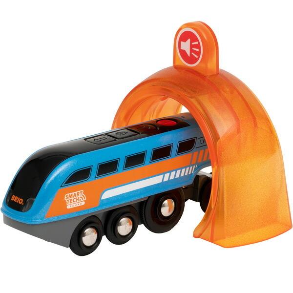 スマートテックサウンドエンジンは電池式で遊び心のあるテクノロジーと重い荷物を運ぶパワーを備えています。エンジン上部にある赤いボタンを使用して自分の好きな音を録音し、サウンドアクショントンネルを通過する時にこの音を再生できます。スマートテック...