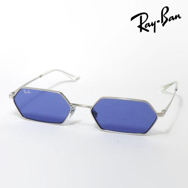 誰もが知っているアイウェアブランドRayBan/レイバン。六角形のレンズシェイプとメタルフレームを組み合わせたRB3728 エイヴィ。幾何学的でエッジの効いたデザイン、音楽フェスやストリートスタイルにぴったりのファッション性を持っています。...