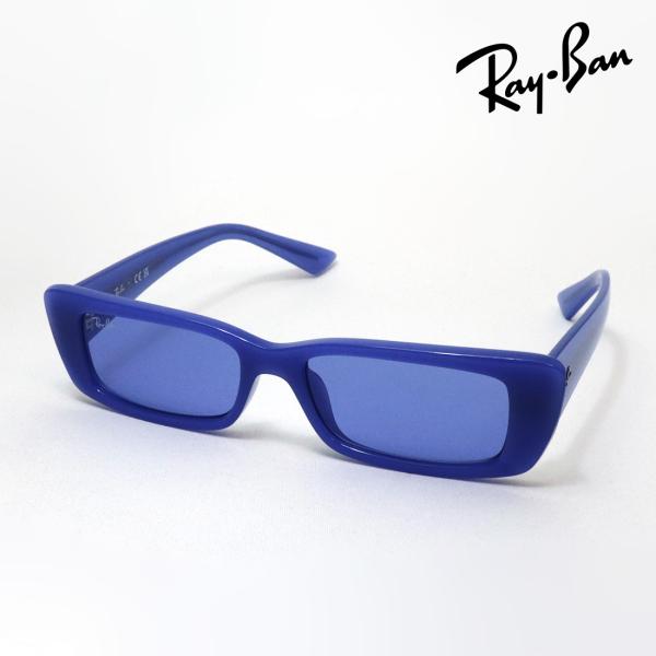 誰もが知っているアイウェアブランドRayBan/レイバン。90年代のネオンカラーを取り入れたレトロなデザインが特徴なRB4425F TERU(テル)。大胆な長方形のフレームとトーン・オン・トーンのレンズが特徴で、カラー・ブロッキングスタイル...