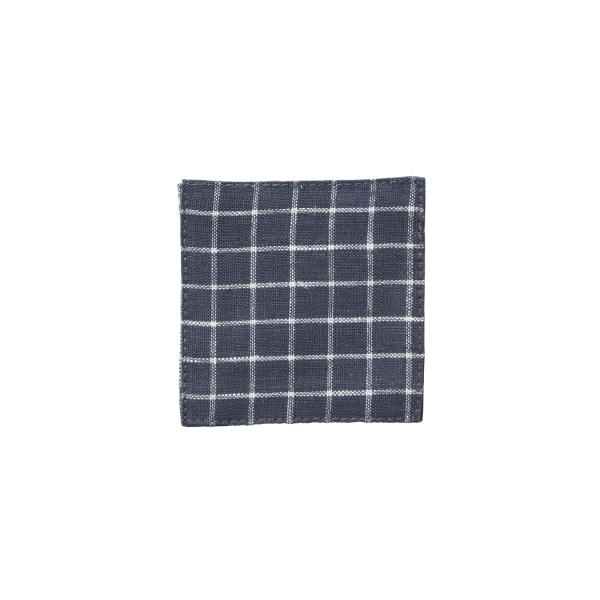 リネンコースターシンプルなグラスでもコースターを敷くだけでいつもと違う雰囲気に。またリネンは天然素材の中でも特に丈夫な生地。吸水性に優れ、乾きが早いのが特徴です。汚れたらさっとお洗濯、いつもの食卓に、おやつの時間に、ぜひ気軽にお使いください...