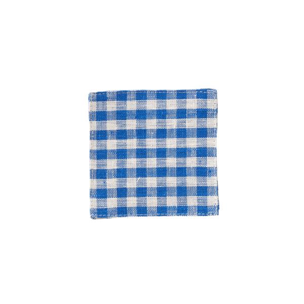 リネンコースターシンプルなグラスでもコースターを敷くだけでいつもと違う雰囲気に。またリネンは天然素材の中でも特に丈夫な生地。吸水性に優れ、乾きが早いのが特徴です。汚れたらさっとお洗濯、いつもの食卓に、おやつの時間に、ぜひ気軽にお使いください...