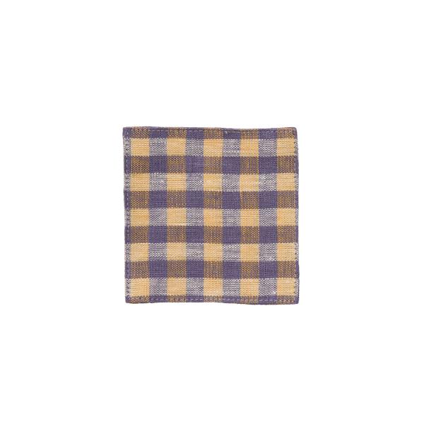 リネンコースターシンプルなグラスでもコースターを敷くだけでいつもと違う雰囲気に。またリネンは天然素材の中でも特に丈夫な生地。吸水性に優れ、乾きが早いのが特徴です。汚れたらさっとお洗濯、いつもの食卓に、おやつの時間に、ぜひ気軽にお使いください...