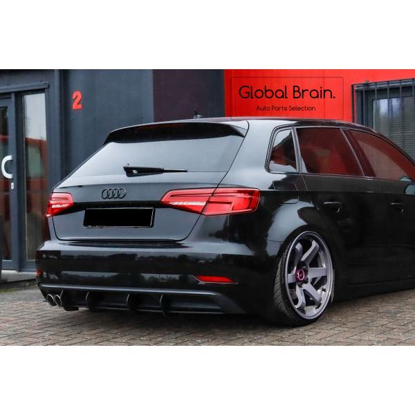 ご覧頂き誠に有難うございます。アウディ A3 8V 後期 スポーツバック リア センター ディフューザーです。ドイツ発の大手ボディキットメーカー製です。純正ラインを生かしつつボリューム感もあり、よりレーシーに仕上がりますのでお車全体が一新さ...