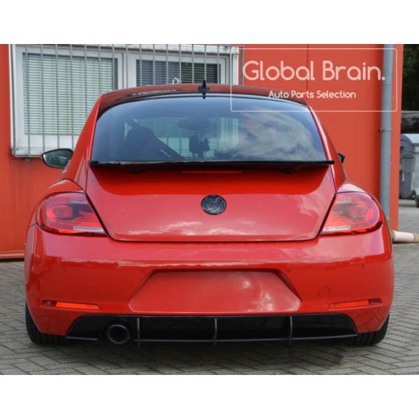 ご覧頂き誠に有難うございます。2017- VW ザ ビートル Rライン 16C 後期 リア ディフューザーです。ドイツ発の大手ボディキットメーカー製です。純正ラインを生かしつつボリューム感もあり、よりレーシーに仕上がりますのでお車全体が一新...