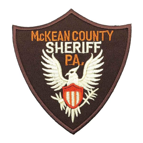 商品名 ミリタリー McKEAN COUNTY USA 紋章ワッペン ワッペン取り付け方 接着する位置に正しく置いて、当て布をのせ、アイロンが直接生地にあたらないようにしてください。アイロンの温度は150℃前後（綿用）に保ち、約20秒間強く...