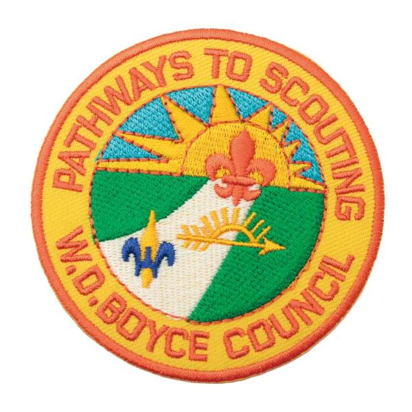 商品名 PATHWAYS TO SCOOUTING アートデザイン クリエイター ワッペン ワッペン取り付け方 接着する位置に正しく置いて、当て布をのせ、アイロンが直接生地にあたらないようにしてください。アイロンの温度は150℃前後（綿用）...