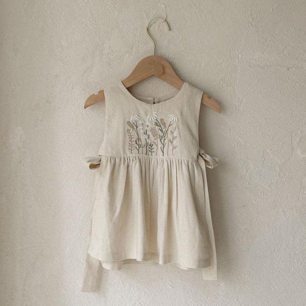 ins 秋新作　ベビー服　女の子　森ガール　ワンピース　ノースリーブ　可愛い　刺繍　花柄　ジレ　おしゃれ【バリエーション】・写真通り/73cm・写真通り/80cm・写真通り/90cm・写真通り/100cm【サイズ・仕様】素材：綿100％カラ...