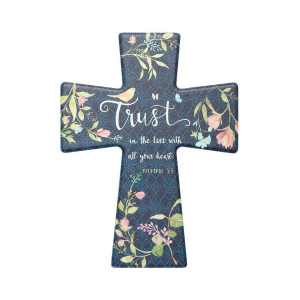 "TRUST in the Lord with all your heart. PROVERBS 3:5"「心をつくして主に信頼せよ、自分の知識にたよってはならない。箴言3：5」上記の聖書の聖句が記されている、陶磁器製の十字架の立て掛けです...