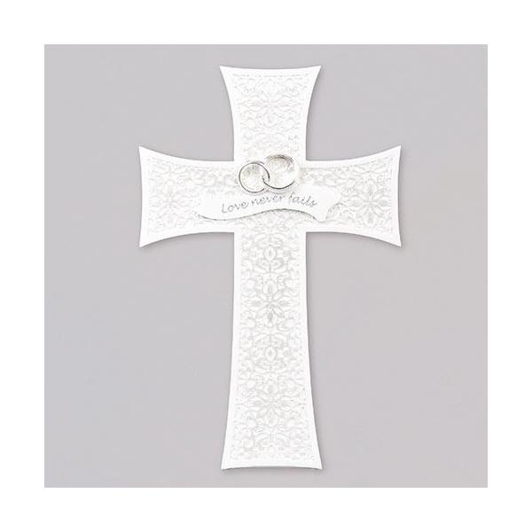 "Love never fails." 「愛は決して絶えることはない。」レース調の繊細な模様が刻まれているホワイトクロスには、二つのリングと上記の文字も記されています！ご結婚祝いなどにも喜ばれそうです♪サイズ(cm)：　縦１９X横１２Ｘ厚み...