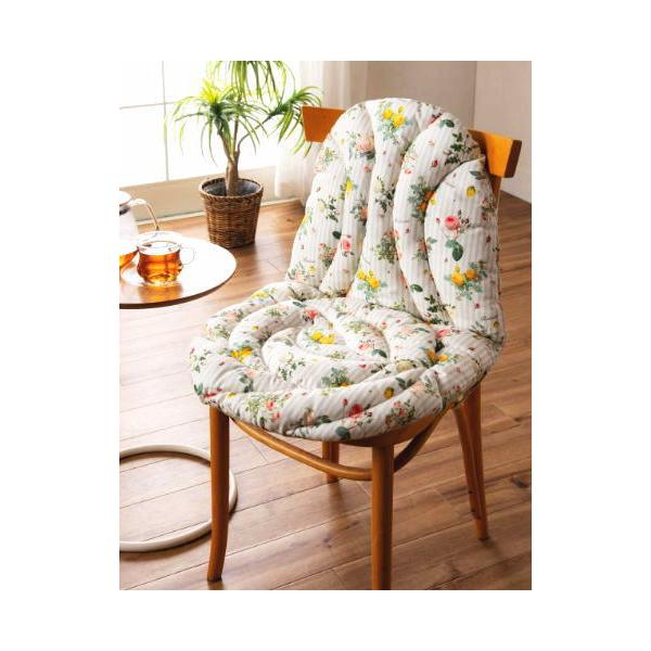 ルドゥーテ・ローズ・シリーズの、チェアパッドは、大切なイスを汚れや傷からも守ります。フカフカのキルト部分は、たっぷりの中材を手詰めし、座面はローズが模られています♪固定用紐で座面と背もたれをしっかりと固定出来ます。手洗い可（ネット使用）、乾...