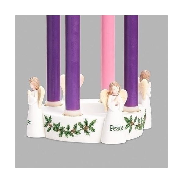 可愛らしいお祈り天使が円を囲む形にデザインされた、アドベント用キャンドルホルダーです！エンジェルのスカートには、それぞれPeace, Hope, Faith, Trustと記されています♪※キャンドルは、商品に含まれておりません。サイズ(c...