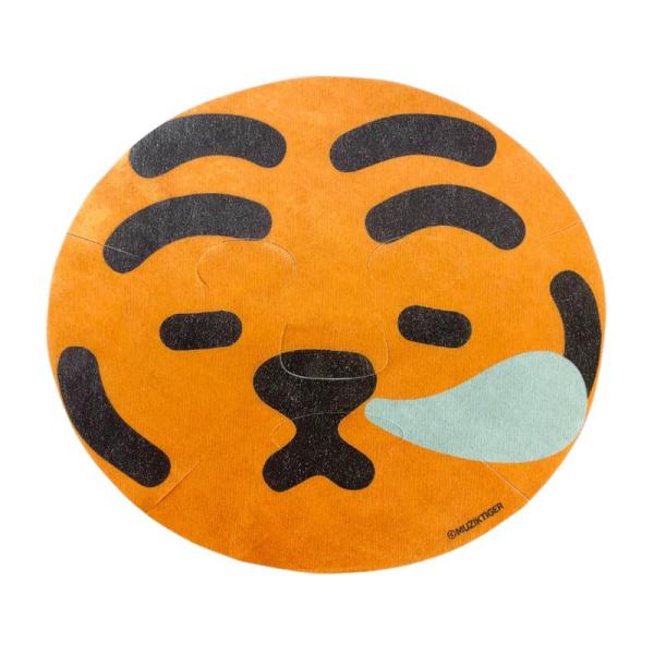 ムジークタイガー なりきりフェイスパック 紫色 1枚入 フェイスパック なりきり おもしろマスクムジークタイガー フェイスマスク パック 顔パック フェイスマスクシート マスクパック■メーカー・ブランド名：あすなろ舎■個装サイズ：17.5×...