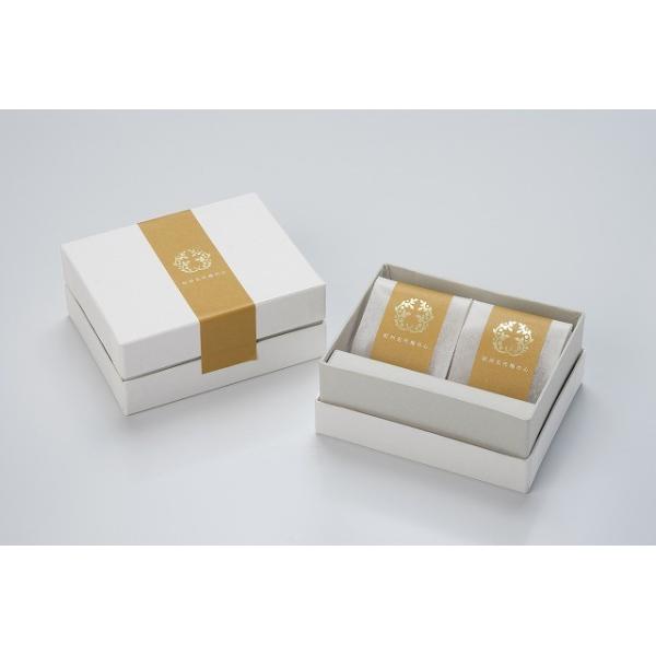 大粒で良質なものだけを厳選し、丁寧に個包装した梅干は、ご贈答に最適な逸品です。ご婚礼の引出物・プチギフト、内祝いや季節の贈り物等。大切な方へ、心をこめて。対応手提げ袋 / NO 3 ※手提げ袋は有料となっております。ご入用の場合は下記リンク...