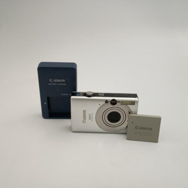 【管理番号】2627012011066【外観状態】・レンズ：極端に目立つ傷なく撮影に影響のない状態です。・ボディ：スレ・小傷はありますが、極端に目立つ文字消え、ヘコミはなく比較的綺麗な状態です。・液晶画面：ドット抜けなし、表示問題なし ・ボ...