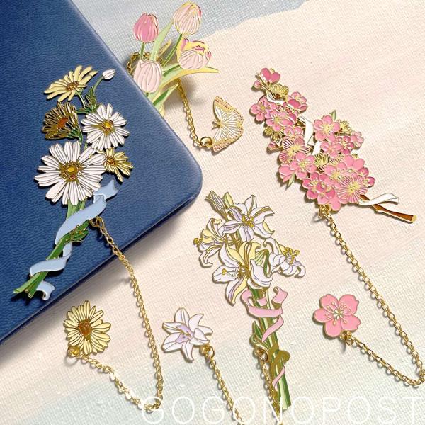 【商品説明】小さな花束を持ち歩くように、美しいお花モチーフのブックマークをお供におでかけしませんか？本を開くたびに美しい花束が目に飛び込みます。本を読むのが楽しくなるアイテムです。自分用はもちろん本が好きなお友達へのプレゼントにもおすすめで...