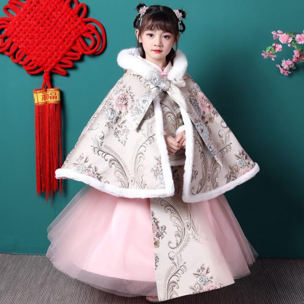 【発売日：2019年10月17日】マットな質感のベーシックでエレガントなボレロも、裏返せばサテンの輝きが華やか、ドレッシーな装いに。着るドレスやワンピースの素材感に合わせて、または、入学式や七五三から発表会や結婚式、パーティーまで、シーンに...