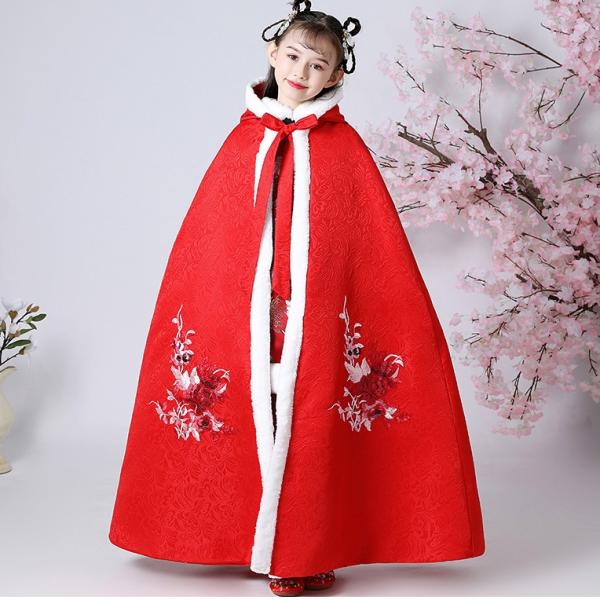 【発売日：2019年10月17日】マットな質感のベーシックでエレガントなボレロも、裏返せばサテンの輝きが華やか、ドレッシーな装いに。着るドレスやワンピースの素材感に合わせて、または、入学式や七五三から発表会や結婚式、パーティーまで、シーンに...