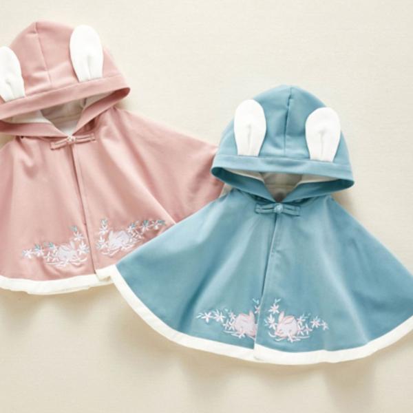 【発売日：2019年10月21日】マットな質感のベーシックでエレガントなボレロも、裏返せばサテンの輝きが華やか、ドレッシーな装いに。着るドレスやワンピースの素材感に合わせて、または、入学式や七五三から発表会や結婚式、パーティーまで、シーンに...