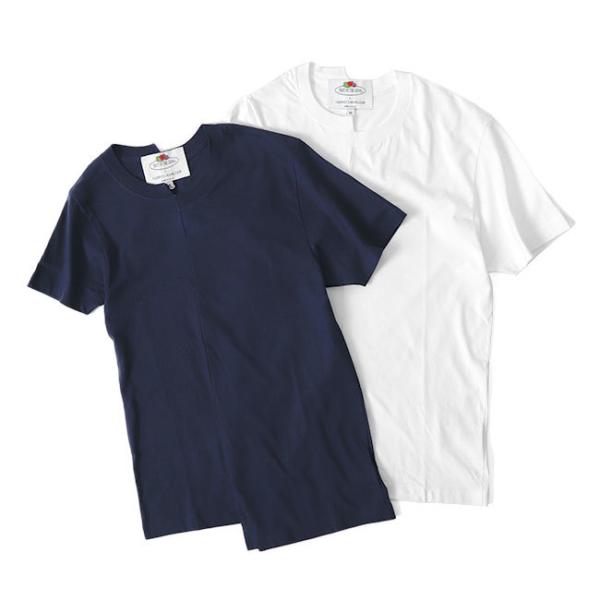 Cedric Charlierアメリカ発のブランド "FRUIT OF THE ROOM" とのコラボレーションTシャツ。ボディを真ん中から裁断し、少しずらして再度繋ぎ合わせたユーモラスなデザインが特徴。"Cedric Charlier" ...