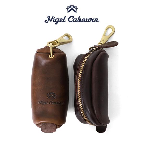 Nigel Cabournホーウィン社クロムエクセルレザー製のキーケース。フックでバッグにかけたり、小銭入れとしても重宝します。
