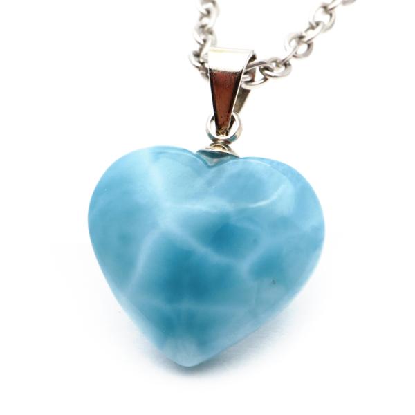 カリブ海を連想させるスカイブルー ドミニカ産ラリマーペンダント金属部分はステンレスを使用しております。ステンレス製のチェーンが付属します。（詳細：長さ45cm 平あずき3mm サージカルステンレス）■サイズ約14 x 15 x 4mm (バ...