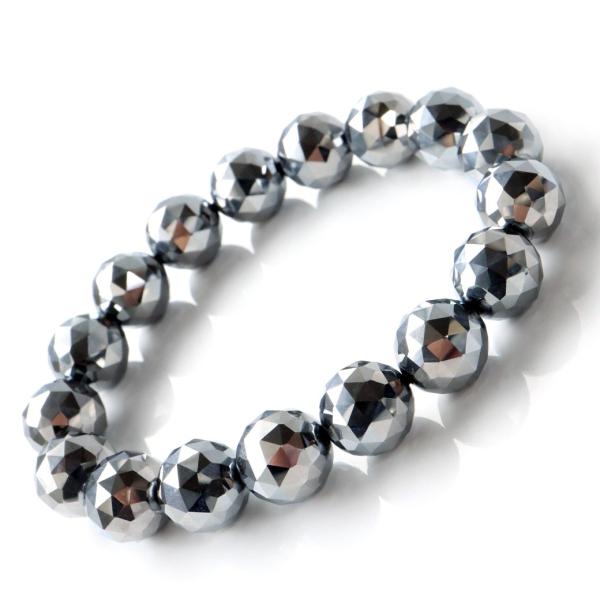 氷を溶かす近年大注目のパワーストーンスターカット100面 テラヘルツ鉱石ブレスレット12mm16粒 高純度 パワーストーン■サイズ直径12mm 16粒　内周155mm（±5mm）■テラヘルツとは１秒間に約１兆回振動するテラヘルツ波は、電波と...