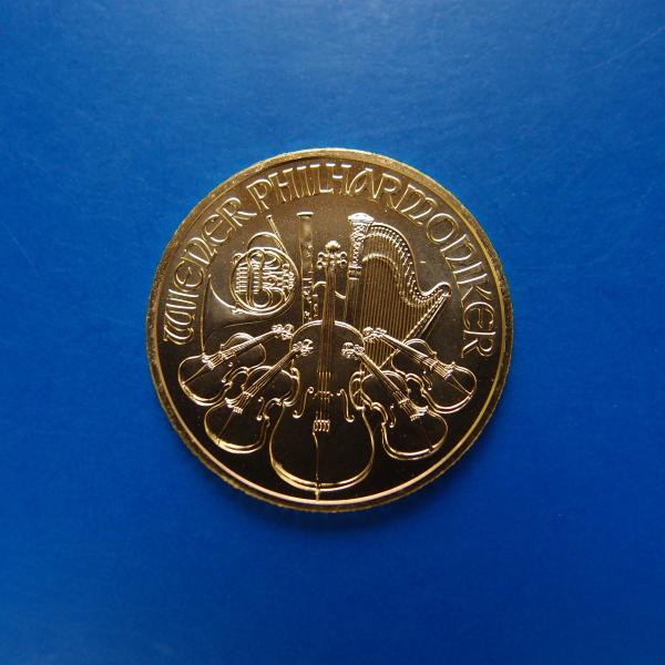 商品名：ウイーン金貨ハーモニー　１/４オンス　発行年：２０２６年発　行：オーストリア造幣局品　位：９９．９９％　純金重　量：７．７７ｇ（１／４オンス）　サイズ：直径　約２２ｍｍ  厚み　約１．２ｍｍ状　態：新品未使用品　ご注意：画像は２０２...