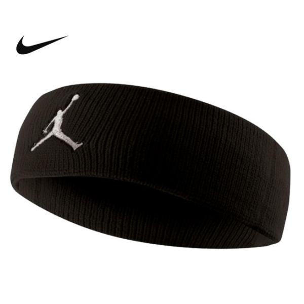 ジャンプマンの刺繍が入ったシンプルなヘッドバンドです。DRI-FIT素材がさらりと快適な状態をキープ。スポーツやファッションなど、様々な用途でご使用いただけます。●サイズ：フリーサイズ(幅5.8cm/長さ17.2cm)●素材：ナイロン、ゴム...