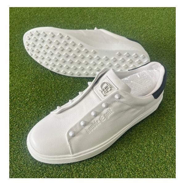 紐なしのデザインで着脱が簡単。ゴルフ場でのプレーをより快適にするため、足の動きを妨げることなく自由にスイングできます。高品質な素材と洗練されたデザインは、ラグジュアリーなゴルフスタイルを演出します。【カラー】ブラック・ホワイト爆買