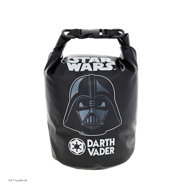 夏のスポーツやアウトドアにぴったり！熱中症対策やけがの時のアイシングなどにもおすすめです♪大きめサイズでしっかり冷やせるアイスバッグタイプサイズ 約H40×W29×D18cm肩掛けベルト付素材：塩化ビニル樹脂