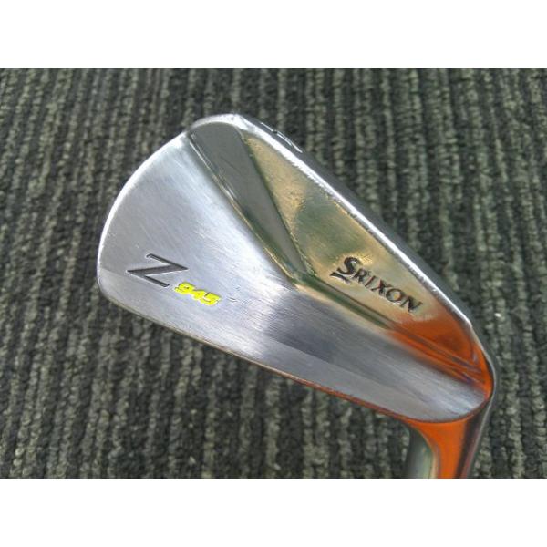 ■種別：ユーティリティ(ロングアイアンを含む)　■メーカー：ダンロップ■モデル：スリクソンZ945　■シャフト：DG■フレックス：S200　■ロフト：23■本数：1　■番手：4I■長さ：38.25　■クラブ重量：425■バランス：D3■キッ...