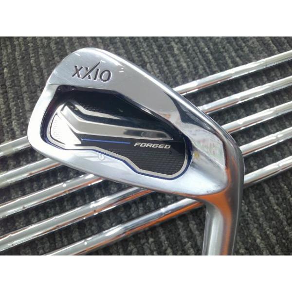 ■種別：アイアンセット　■メーカー：ダンロップ■モデル：ゼクシオフォージド2017　■シャフト：N.S.PRO 930GH DST 6本セット■フレックス：S　■ロフト：24■本数：6　■番手：5-9 P■長さ：38.25　■クラブ重量：3...