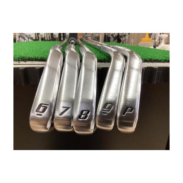 中古　Cランク　ロイヤルコレクション　ＢＢＤ　ＢＢＤ　Ｖ７　５Ｓ（実本数：５本セット）　アイアンセット　純正特注シャフト 　フレックスＳ ロフト角:32.00