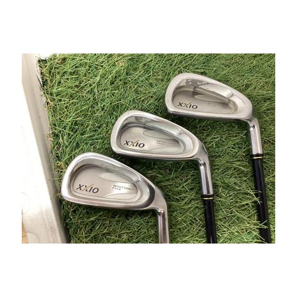 中古　Cランク　ダンロップ　ＸＸＩＯ　ＸＸＩＯ（２００２）　　８Ｓ（実本数：６本セット）　アイアンセット　ＸＸＩＯ　ＭＰ２００ 　フレックスＲ ロフト角:25.00