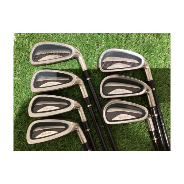 中古　Cランク　ブリヂストン　ＴＯＵＲＳＴＡＧＥ　ＴＯＵＲＳＴＡＧＥ　Ｓｙｎｅｒｇｙ（２００５）　　８Ｓ（実本数：７本セット）　アイアンセット　ＳＹＮＥＲＧＹ　ＰＯＷＥＲＫＩＣＫ 　フレックスＲ ロフト角:24.00