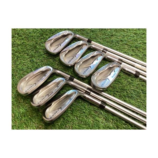 中古　Cランク　カタナゴルフ　ＳＷＯＲＤ　ＳＷＯＲＤ　ＰＴＣ　Ｒｏｙａｌ　７Ｓ（実本数：７本セット）　アイアンセット　ＳＷＯＲＤ　Ｍｏｔｏｒｅ　Ｓｐｅｅｄｅｒ　５５６ 　フレックスＲ ロフト角:29.00