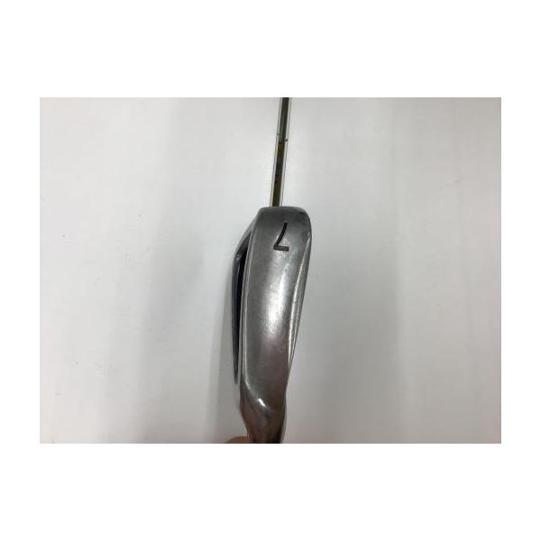 中古　Cランク　ダイワ（グローブライド）　ＯＮＯＦＦ　ＯＮＯＦＦ（２００４）　１０Ｓ（実本数：９本セット）　アイアンセット　ＳＭＯＯＴＨ　ＫＩＣＫ　ＭＰ−５０４Ｉ 　フレックスＲ ロフト角:24.00