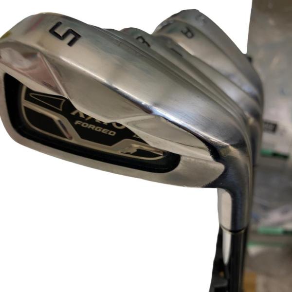 中古　Cランク　ダンロップ　ＸＸＩＯ　ＸＸＩＯ　ＦＯＲＧＥＤ（２０１１）　　８Ｓ（実本数：８本セット）　アイアンセット　ＮＳ　ＰＲＯ　９５０ＧＨ 　フレックスＲ ロフト角:24.00