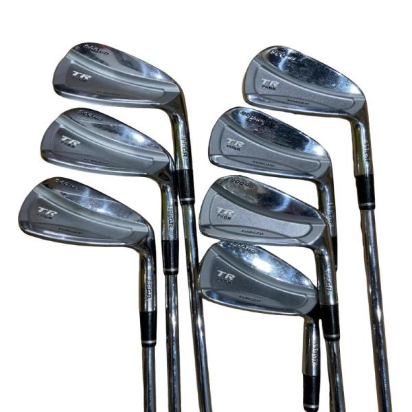 中古　Cランク　プロギア　ＴＲ　ＴＲ　９００　ＭＤ　７Ｓ（実本数：７本セット）　アイアンセット　Ｓｐｅｃ　Ｓｔｅｅｌ　ＩＩ 　フレックスＳＸ ロフト角:26.00