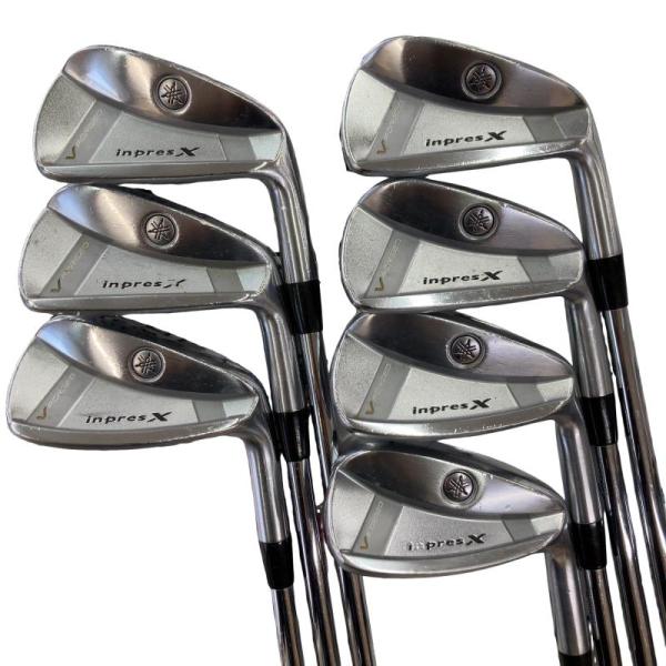 中古　Dランク　ヤマハ　ｉｎｐｒｅｓ　Ｘ　ｉｎｐｒｅｓ　Ｘ　Ｖ　ＦＯＲＧＥＤ（２０１３）　８Ｓ（実本数：７本セット）　アイアンセット　Ｄｙｎａｍｉｃ　Ｇｏｌｄ 　フレックスＳ ロフト角:25.00