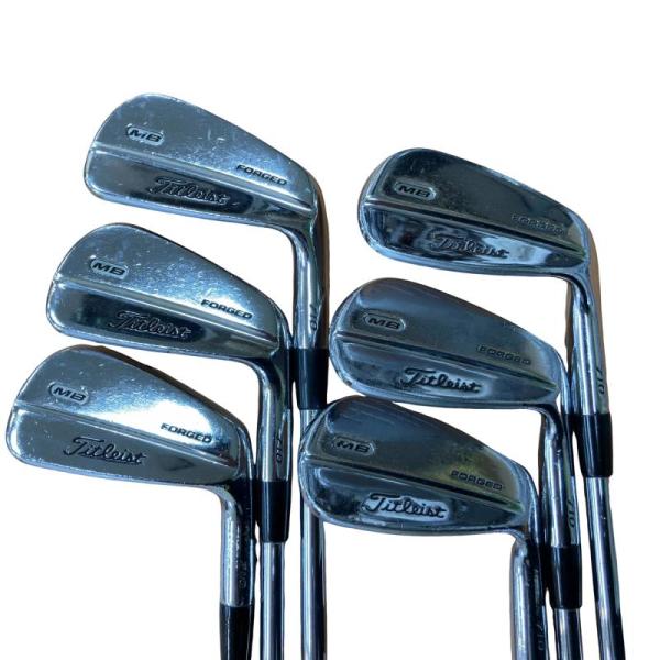 中古　Cランク　タイトリスト　Ｔｉｔｌｅｉｓｔ　Ｔｉｔｌｅｉｓｔ　ＭＢ　７１０　６Ｓ（実本数：６本セット）　アイアンセット　Ｄｙｎａｍｉｃ　Ｇｏｌｄ 　フレックスＳ ロフト角:27.00