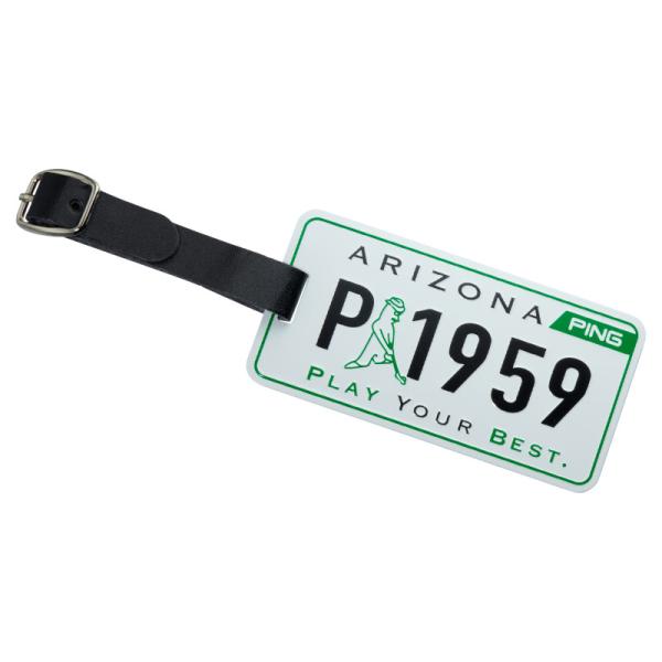 商品説明・ライセンスプレート風ネームタグ・アメリカのライセンスプレートをモチーフにしたデザイン・裏面に名前を書くことができる仕様・レーザー刻印が可能な素材サイズ：W-5、H-9(cm)素材：アルミニウム原産国：Made in China