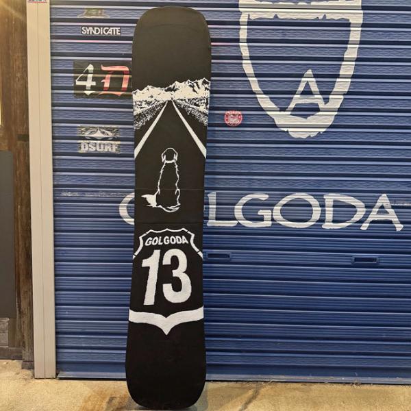 □商品詳細■ブランド：GOLGODA（ゴルゴダ）■モデル：LUKE’S JOURNEY（ルークズ・ジャーニー）ニットボードカバー■仕様：・厚みのある高品質ニット素材でボードをしっかり保護・伸縮性に優れ、ボードの出し入れが簡単にできる・通気性...